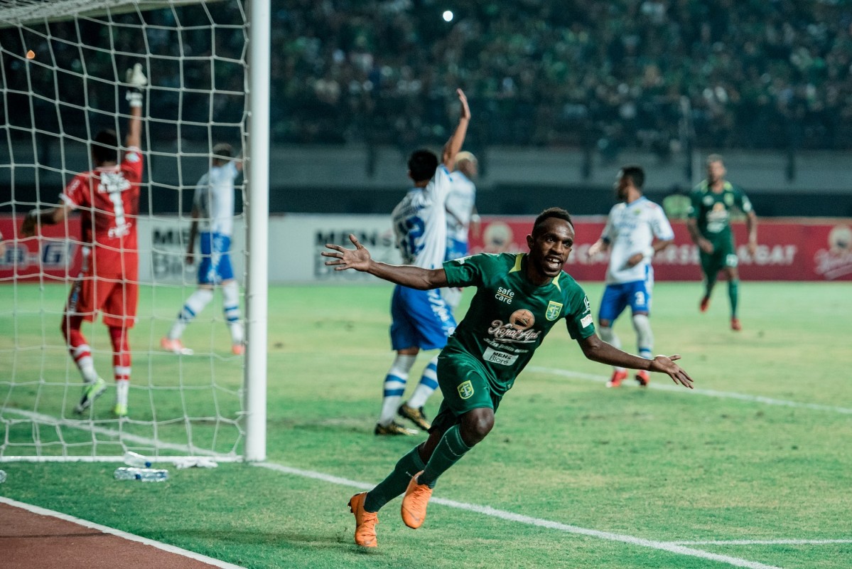 Drama Tujuh Gol, Persebaya Takluk Dari Persib - Persebaya.id Drama Tujuh Gol, Persebaya Takluk Dari Persib - Persebaya.id